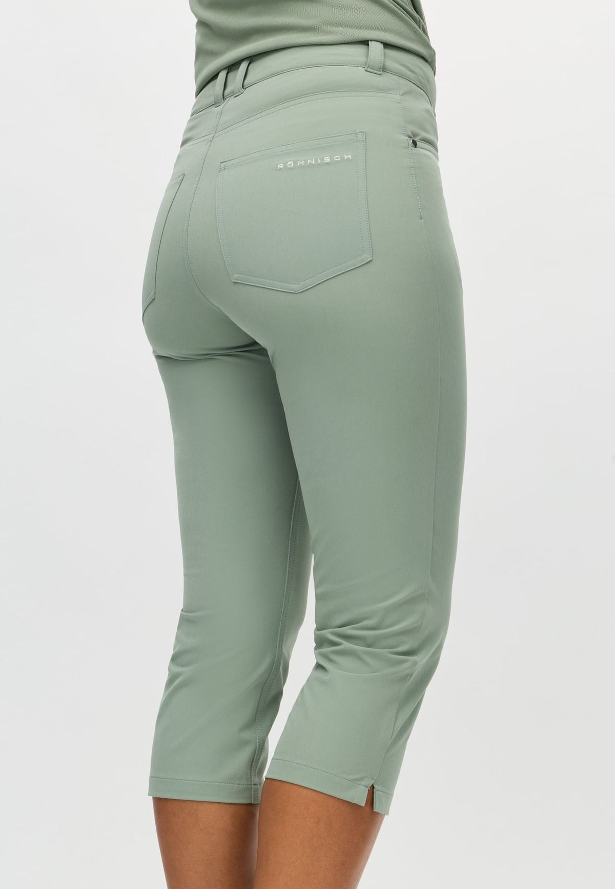 Chie Comfort Capri – Golfcapribyxor i återvunnet material | Röhnisch
