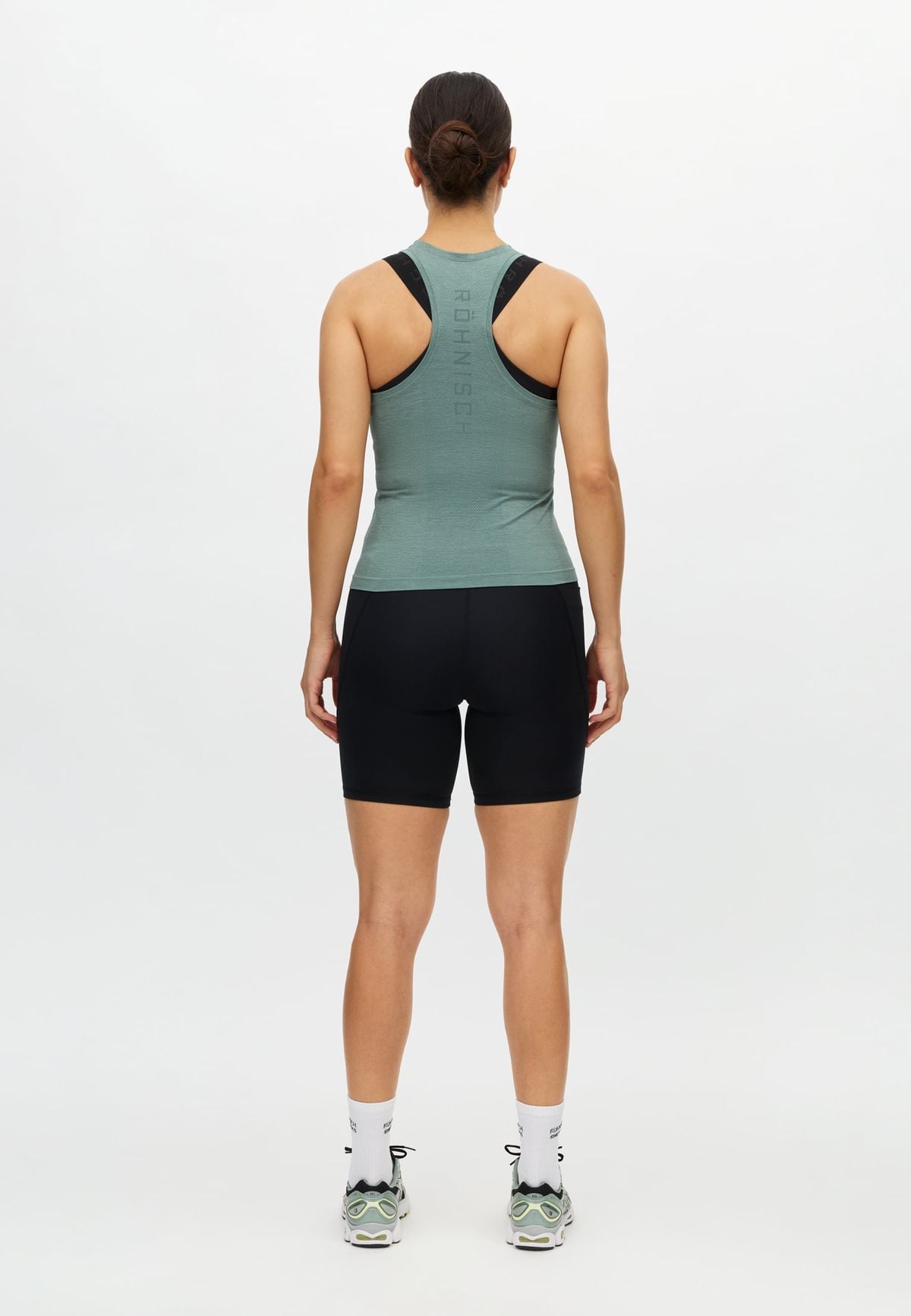 Seamless Flex Tank – Seamless training tank with tight fit | Röhnisch